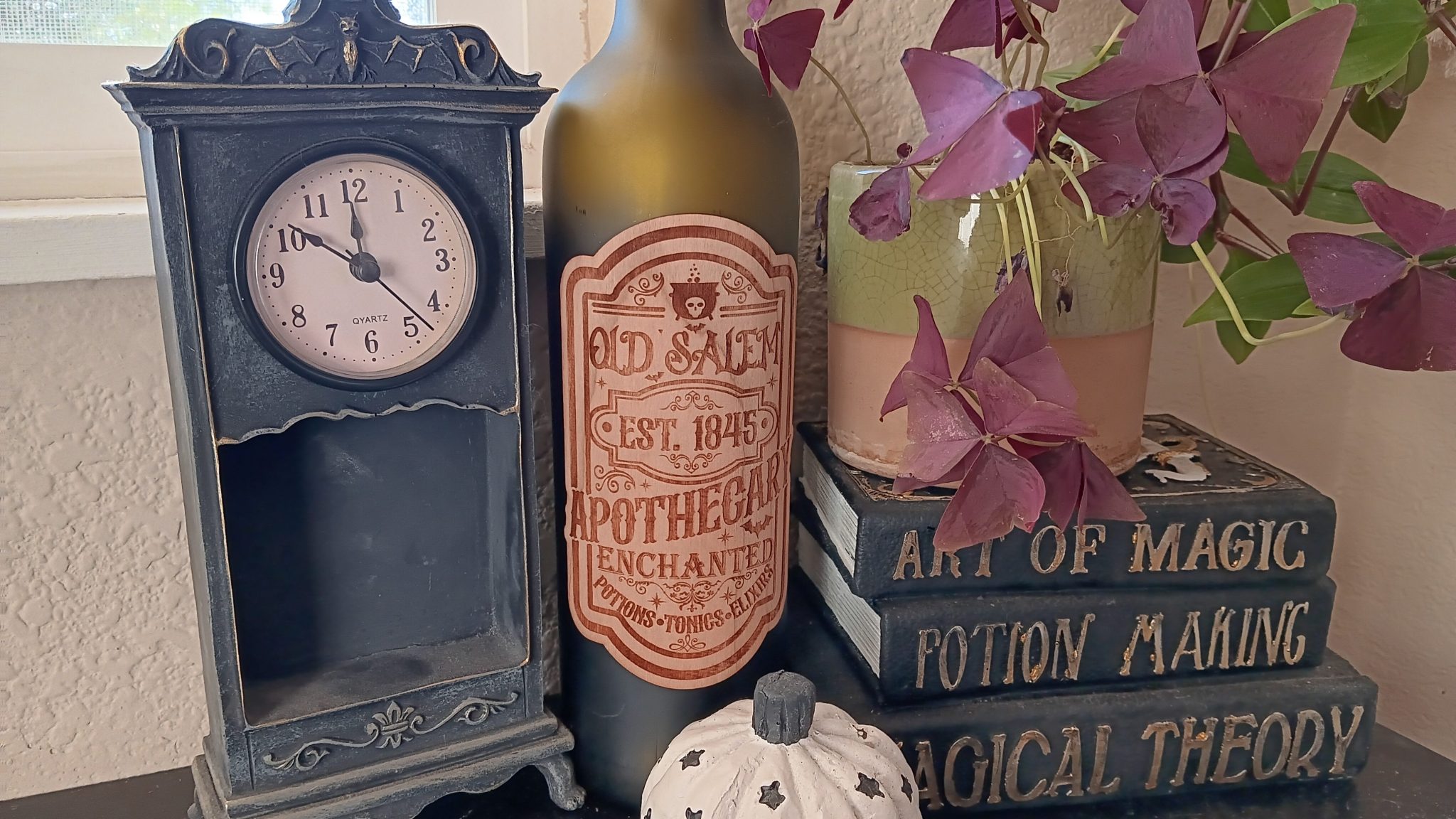 How to Outline an Image for Your Laser Cut Project – Designs by Laser Lady